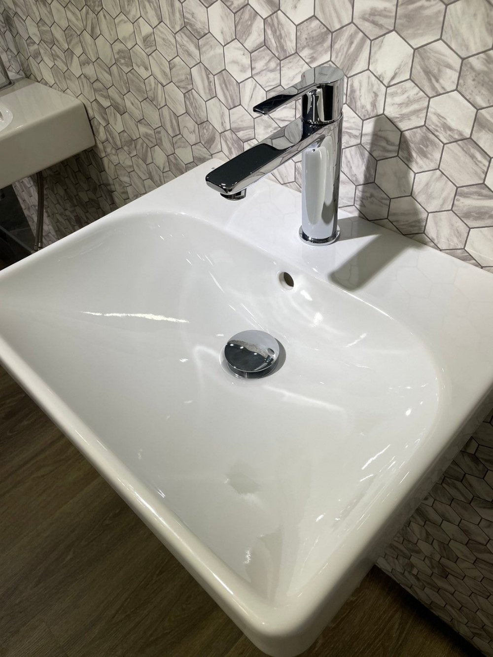 Geberit Smyle 可壁掛洗臉盆｜洗手台｜50cm 500.256.01.1 — 好德 Better Choice